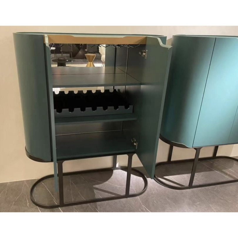 YUE-YUE Bar Cabinet